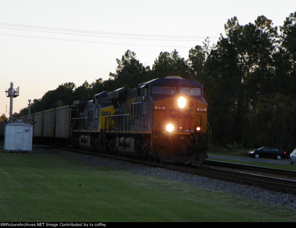 CSXT 819